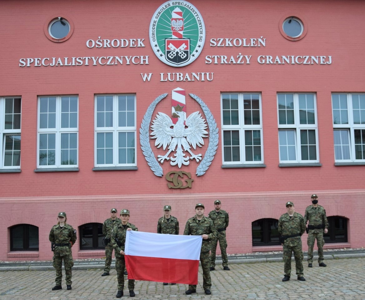 Dwa kontyngenty SG wyjechały na misje - Aktualności Komenda Główna ...