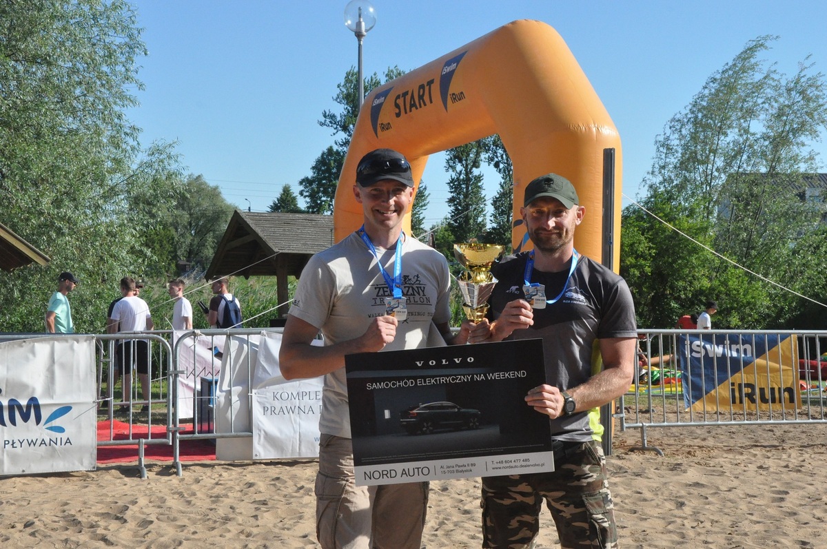 Funkcjonariusze z Podlaskiego OSG najlepsi podczas zawodów SwimRun ...